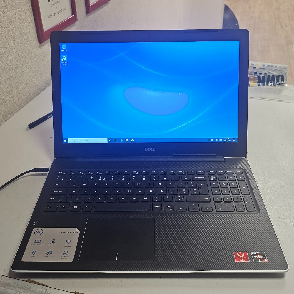Pre-owned Dell Inspiron 15 3000 - Ryzen 5 2500U 8GB RAM 256GB SSD ...